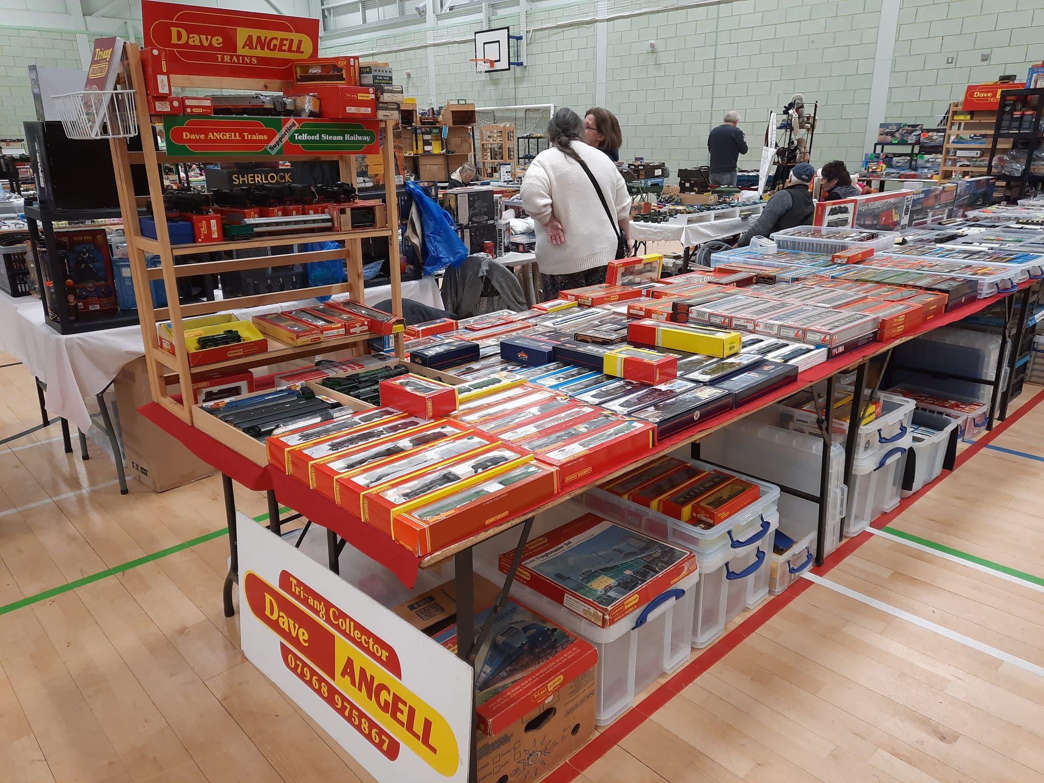 Dave ANGELL Trains - Model Rail Crewe